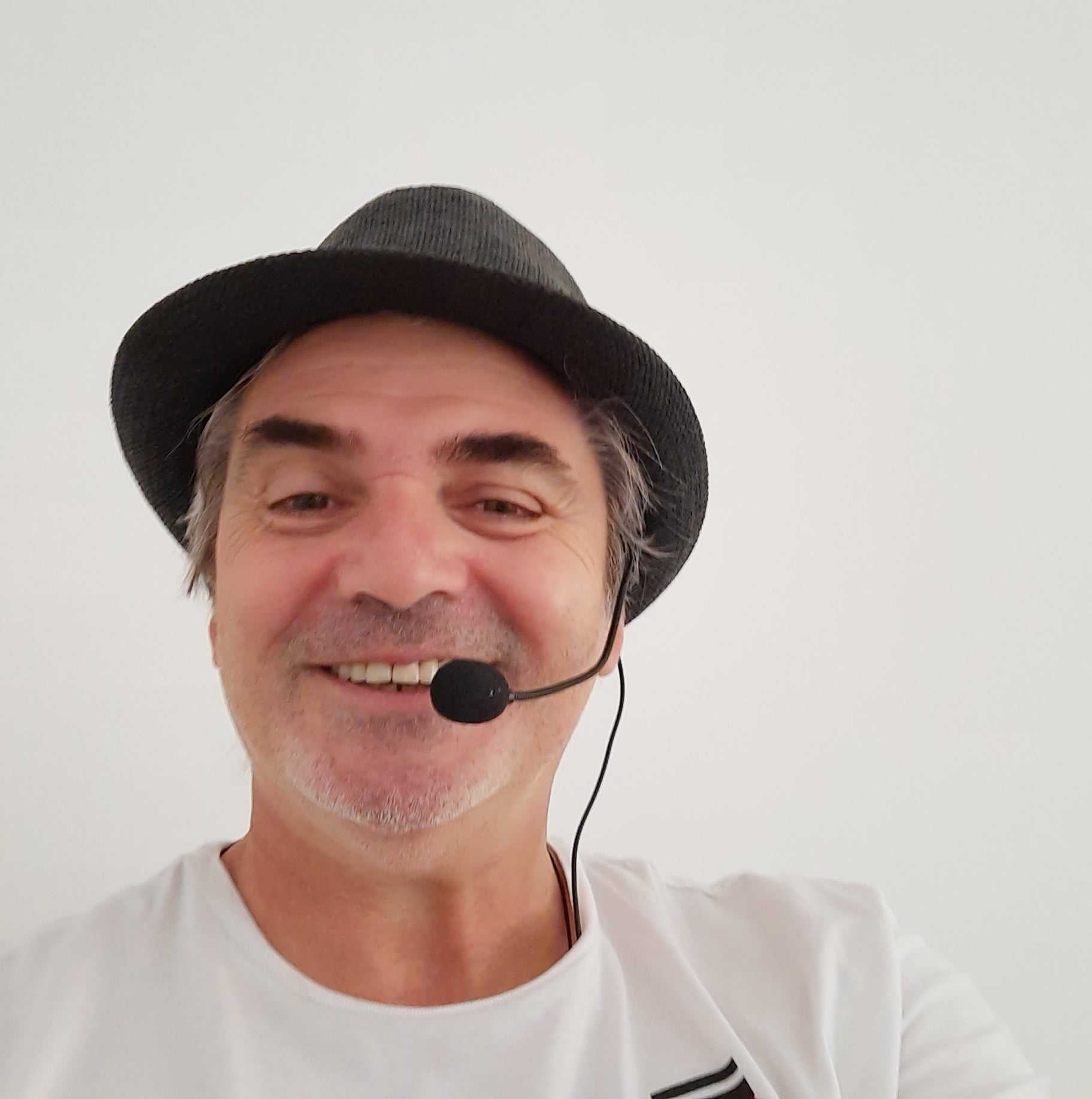 La chanteuse Clem revient sur son parcours dans the Voice 12 - L ...